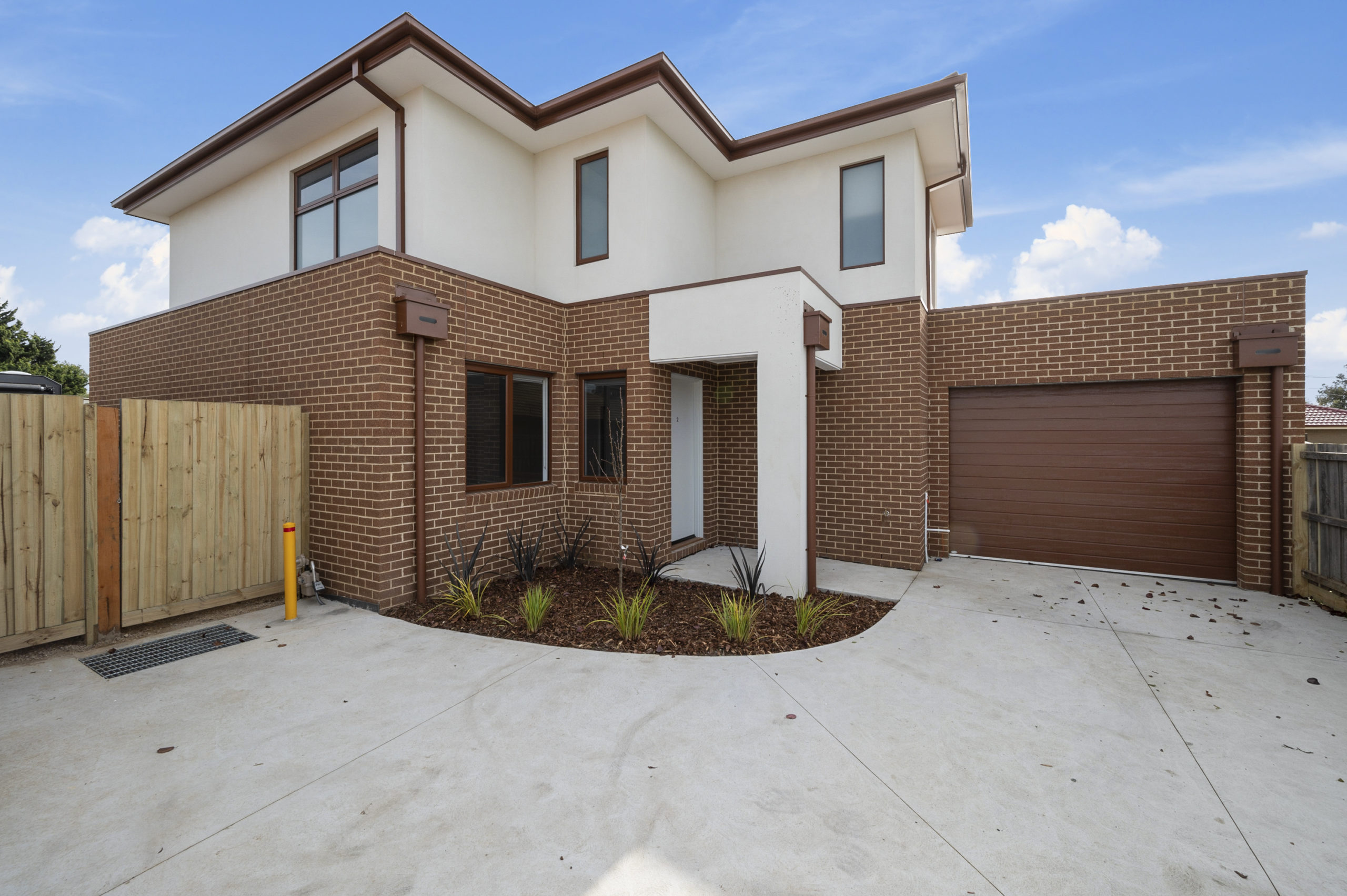 Hoppers Crossing- Two Homes - Buckner Built